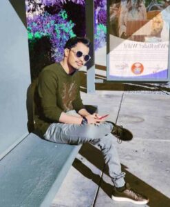 Kronten Gaming Biography, Net Worth, Car, Age, Family, Relation, & More