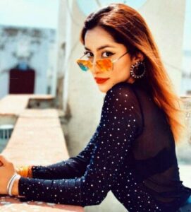 Divya Sharma Net Worth, Age, Height, Family, Bf, Wiki, Biography & More
