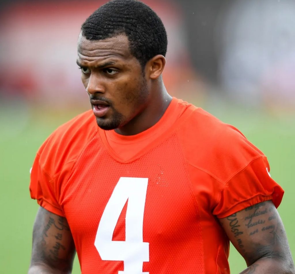 Deshaun Watson Net Worth, Family, Girlfriend, Biography, More