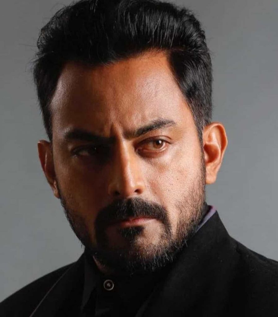 Karthik Jayaram Net Worth, Age, Family, Wife, Biography, and More Karthik Jayaram Net Worth, Age, Family, Wife, Biography, and More