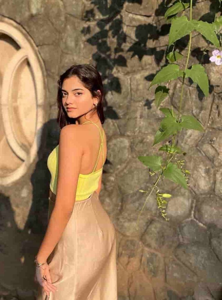 Ananya Joshi Net Worth, Family, Boyfriend, Biography, and More
